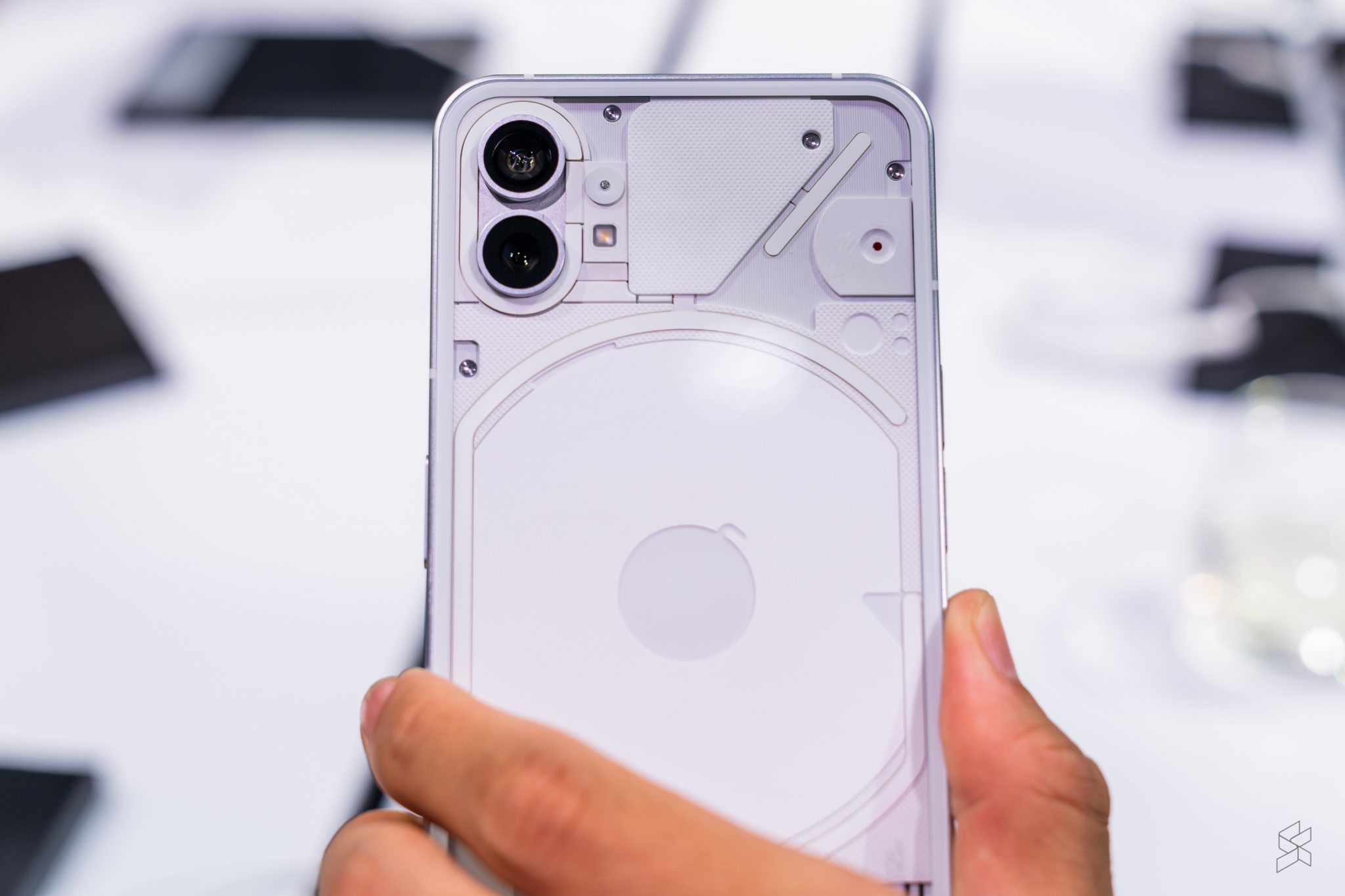 Nothing Phone（1）128GB仅需RM1499！256GB版扣RM400 - SoyaCincau