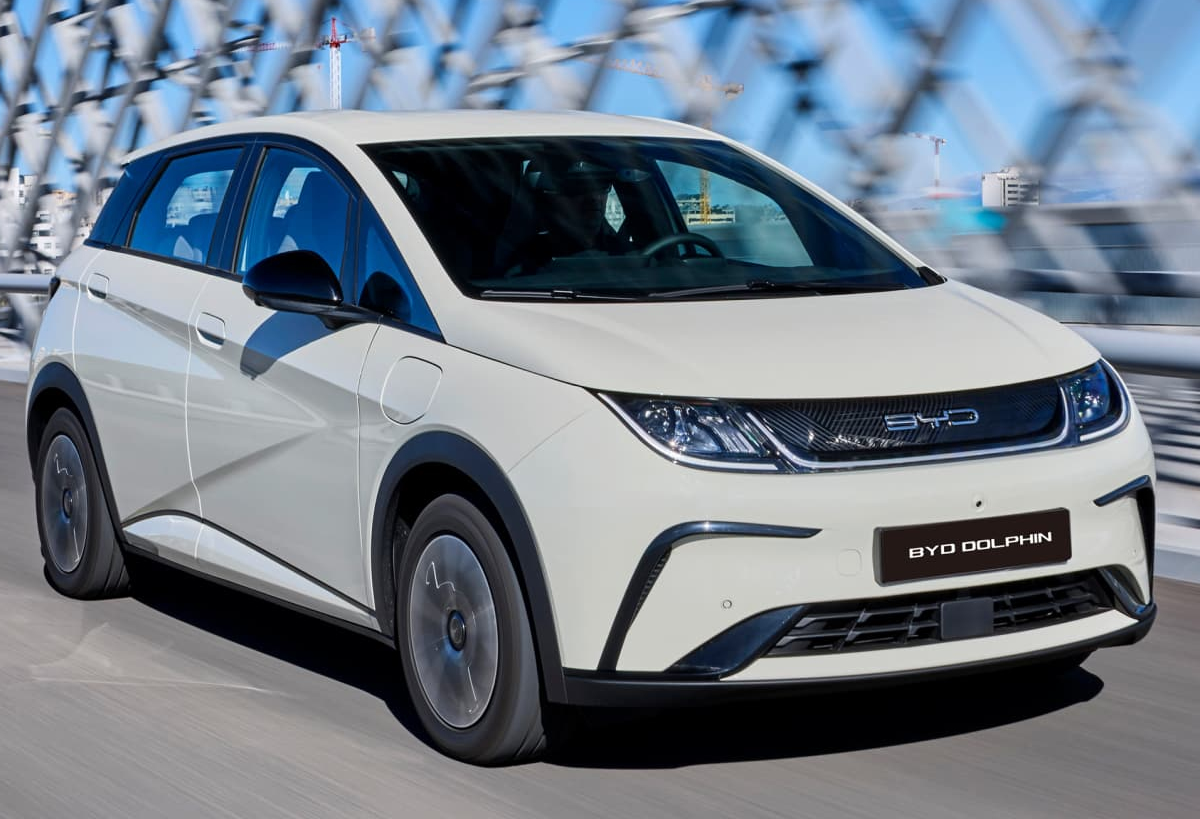 电动车BYD Dolphin发布 售价从RM9万9900起 - SoyaCincau