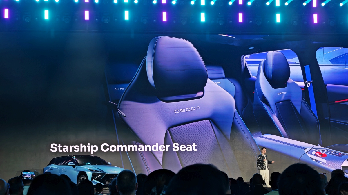 Omoda C3抢先看：科幻极客和游戏玩家精心设计的跨界车
